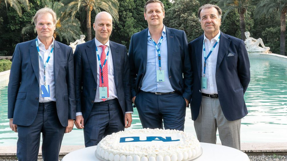 Prima candelina genovese spenta a Villa Lo Zerbino da DUAL Marine ...