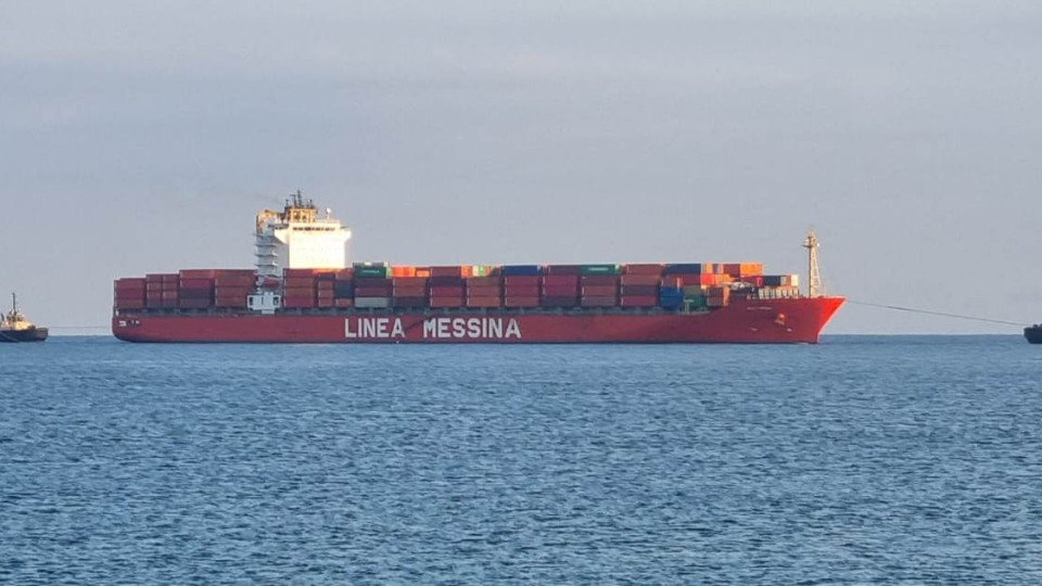 Messina completa a ‘forza 4’ l’operazione sulla Jolly Rosa | Ship2Shore