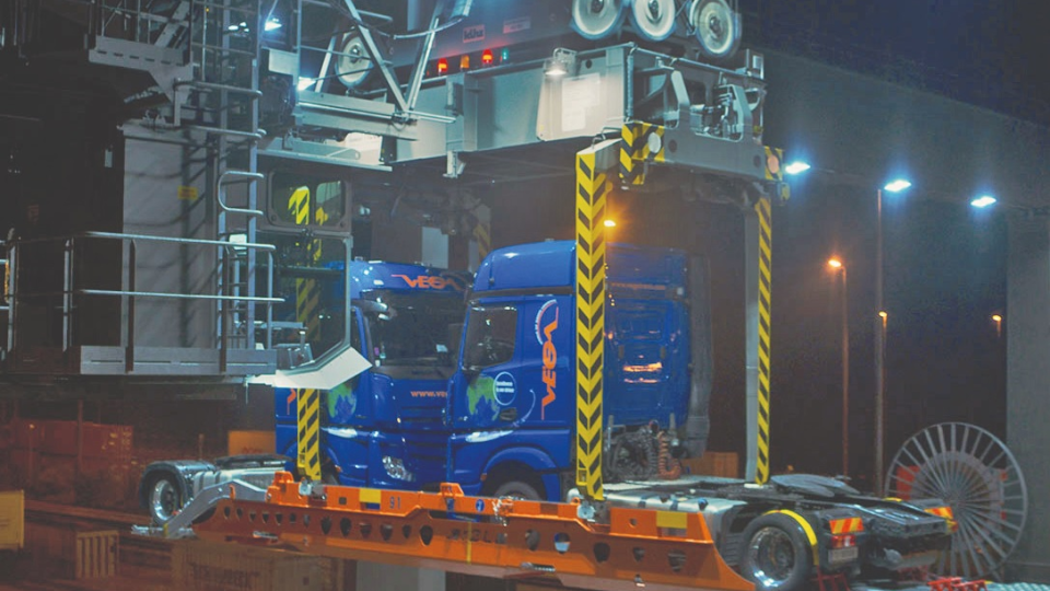 Adriafer also adopts r2L system from VEGA and VTG | Ship2Shore